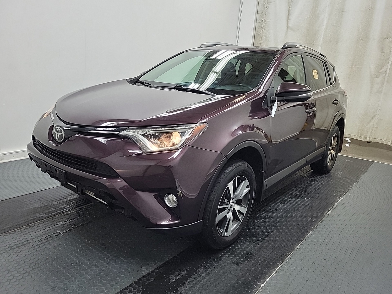 2018 Toyota RAV4 XLE Sunroof/Power Hatch/Alloys/Camera - Autotech Emporium