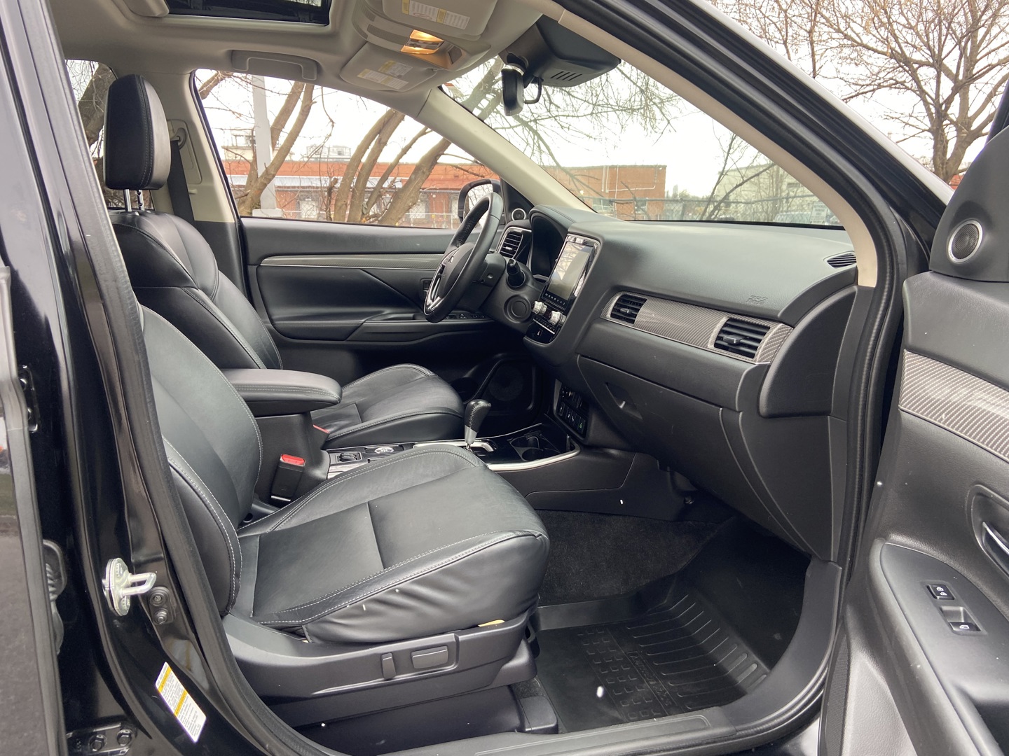 2020 Mitsubishi Outlander ES S-AWC - Used Car Dealership York, Ontario