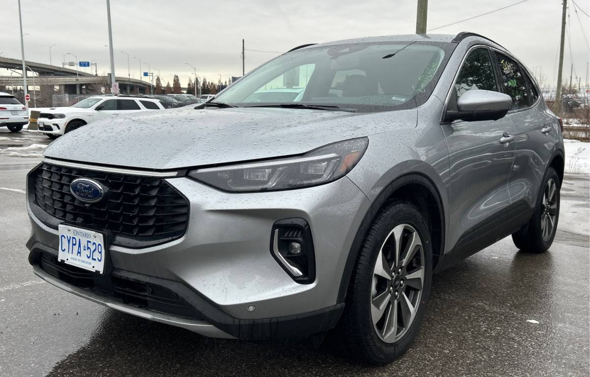 2023 Ford Escape Platinum AWD - RSA Motors